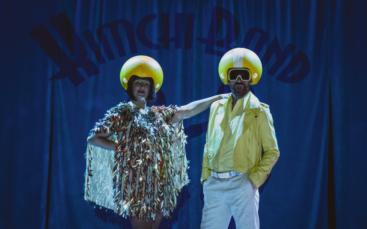 TEASER DE PARALELO 38 | LOS ABSURDOS TEATRO